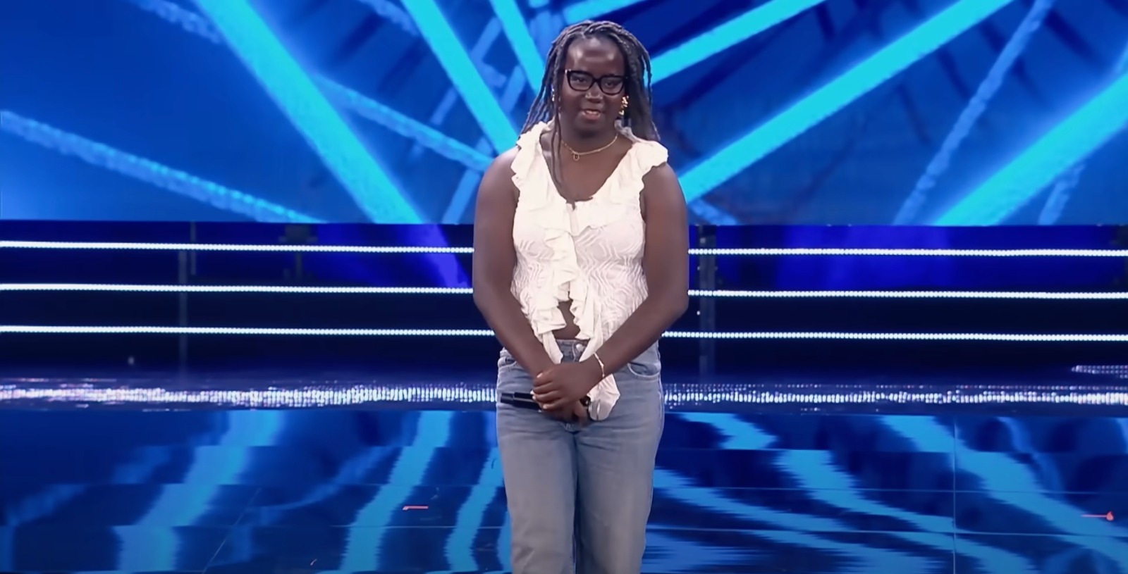 Mimì Caruso, studentessa di Sesto San Giovanni, brilla sul palco di X ...